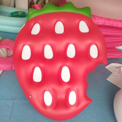 China PVC Inflatable Strawberry Float Island Bring You More Enjoyment for sale