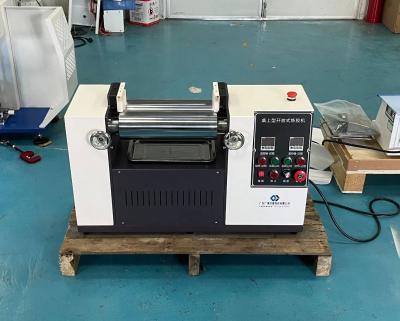 China Compact 750×380×600mm Open Mill Rubber Mix Machine with 300sets/Month Capacity and Adjustable Roller Spacing for sale