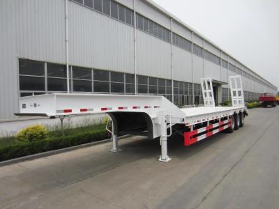 China 60T 3 Axle Low Bed Trailer Low Platform Trailers With 28 Tires Steel Material for sale