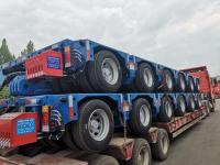 China Excavator Transport Low Bed Gooseneck Trailer With Hydraulic Expansion Ladder for sale