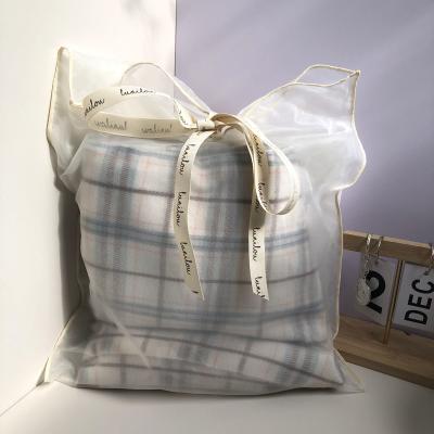 China Custom Cream Organza Envelope Bag with Ribbon for Clothes Dust Bag 10x15cm for sale
