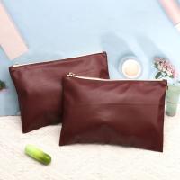 China Custom Logo Embossed PU Leather Cosmetic Zipper Bag Waterproof 4x6 Inch for sale