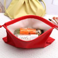 China Custom Logo PU Leather Drawstring Makeup Bag Waterproof 25x15cm Portable for sale
