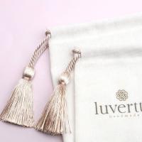 China Custom Logo Cotton Linen Drawstring Gift Pouch with Tassel 12x18 cm for sale