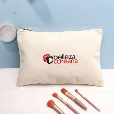China Natural Canvas Cosmetic Zipper Bag Custom Logo Printed Recyclable Makeup Bag 20x15cm for sale