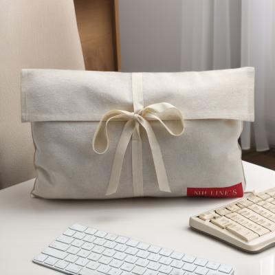 China Organic Cotton Muslin Envelope Bag with Bow 100% Natural Fabric Dust Bag for Clothes Wallet Handbag Protection for sale