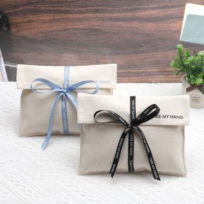 China Natural Canvas Envelope Dust Bag for Handbag Clothes Cap Packing 40x30cm for sale