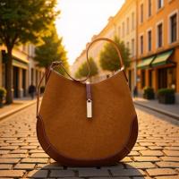 China Retro PU Leather Single Shoulder Crossbody Bag Compact Women Handbag 25x17cm for sale