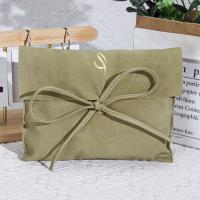 China Custom Suede Envelope Gift Bag 20x15cm with Logo High End Flap Packaging Pouch for sale