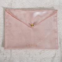 China Custom Satin Cosmetic Perfume Pouch Luxury Envelope Gift Bag 20x15cm for sale