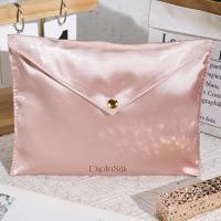 China Custom Satin Cosmetic Perfume Pouch Luxury Envelope Gift Bag 20x15cm for sale