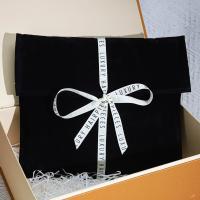 China Custom Velvet Envelope Gift Pouch 4x6 Inch Premium Soft Fabric Jewelry Dust Bag with Drawstring for sale