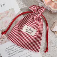 China Reusable Red Plaid Cotton Drawstring Packing Bag with Fabric Label 20x25cm for Perfume Storage for sale
