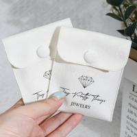 China Custom Velvet Jewelry Envelope Pouch 4x6 Inch High End White Gift Bag with Button for sale