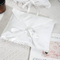 China Luxury Lace Edge Cotton Linen Envelope Wedding Gift Packing Bag Custom Cotton Linen Envelope Pouch With Bow for sale
