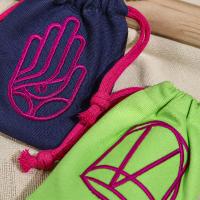 China Custom Embroidered Canvas Drawstring Pouch Colorful Jewelry Gift Bag With Contrast Cord Reusable Packaging for sale