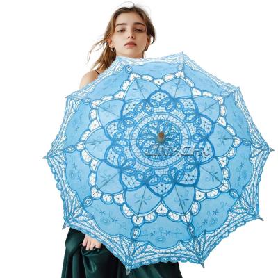 China Lace Parasol with Wooden Handle 65cm Wedding Umbrella for Brides and Special Events Party Supplies for sale