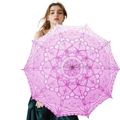 China Elegant Wooden Handle Wedding Umbrella with Lace Fabric - Folding Parasol for Party Supplies from China for sale