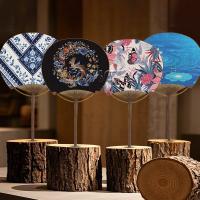China Custom Japanese Round Hand Fans 35-38cm with Painted Art Printing for Wedding Favors and Corporate Gifts OEM Service for sale