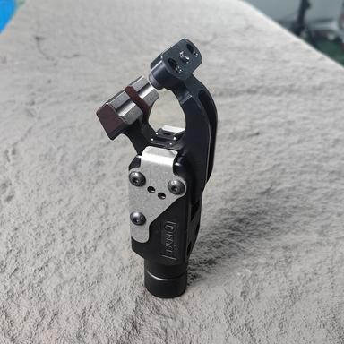 China Aluminum Steel Lifting Clamps Sheet Metal Gripper High Clamping Force for sale
