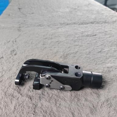 China Transfer Die Angular Opening Long Stroke Pneumatic Gripper for sale