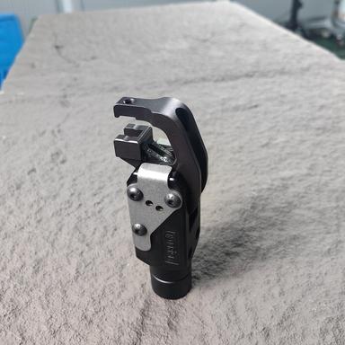 China Aluminum Steel Transfer Press Tooling Gripper For Metal Sheet Stamping for sale