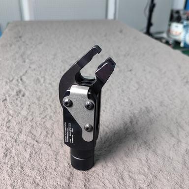 China Aluminum Steel Pneumatic Pincers Pneumatic Gripper Robots Sheet Metal Handling for sale
