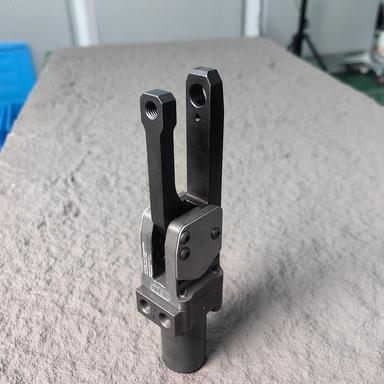 China EOAT Pneumatic Electric Robot Magnetic Gripper Sheet Metal Handling for sale