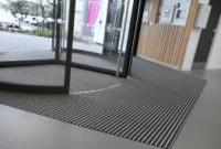 China Non Slip 2.35mm Anodizing Indoor Entrance Mat Open Structure for sale