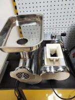 China Multifunctional Stainless Steel Commercial Electric Meat Mincer for sale