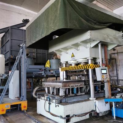 China Wood Pallet Press Machine For Recycling Waste Kraft Paper for sale