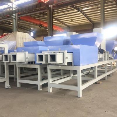 China Double Head Pressed Wood Sawdust Pallet Block Press Machine for sale