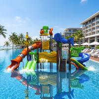 China Custom Themed Water Park Design Luxury Aqua Playground Pool Slides for Mall and Resort for sale