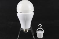 China Rechargeable Led Bulb And Emergency Bulb Energy Saving Intelligent Emergency Light for sale
