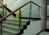 China AS/NZS2208 1996 / SGCC/ CE Certified 6 6 Laminated Glass Floor Anti Slip Glass Stairs for sale