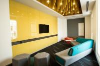 China 3-12mm Thickness Coated Tempered Painted Glass Worktop for Decoration in Various Glass Colors for sale