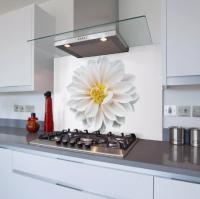 China Grinded Edge Premier Range White Cosmos Glass Splashback CCC/ISO9001/CE/SGCC/RoHS Approved for sale