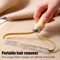 China Pet Hair Remover Manual Scraper – Restore Furniture & Fabrics with Durable Copper Blade Technology for sale