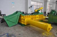 China Receiving Facility 160Ton Manual Turn Out Scrap Metal Baler For For Yard Storage And Transport for sale