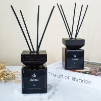 China Custom Logo Home Fragrance Empty Reed Diffuser Bottles For Decoration for sale