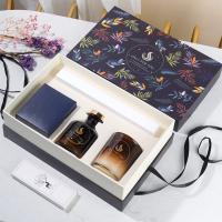 China 100ml Reed Diffuser Candle Set Gift Box 850g Total Weight Essential Oil And Soy Wax for sale