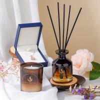 China 100ml Reed Diffuser Candle Set Gift Box 850g Total Weight Essential Oil And Soy Wax for sale