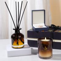 China 100ml Reed Diffuser Candle Set Gift Box 850g Total Weight Essential Oil And Soy Wax for sale