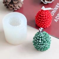 China Silicone Soap Candle Mold Luxury Decorative Christmas Tree Cake Mold for sale