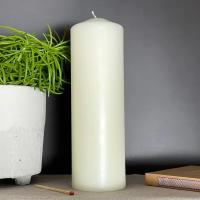 China Wedding Birthday White Pillar Candles Unscented Smokeless Paraffin Wax for sale