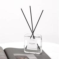 China Custom Private Natural Stick Transparent Glass Bottle Luxury Reed Diffuser With Gift Box for sale