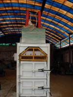 China OEM PET Bottle Baling Press Machine Horizontal Vertical Hydraulic Baler for sale