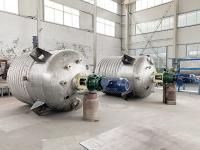 China 10000L Stainless Steel Limpet Coil Reactor Tank Vessel SS304 15kW Mixer for sale