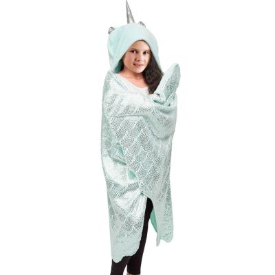 China Winter Microfiber Kids Cartoon Design Thick Warm Hoodie Blanket for sale