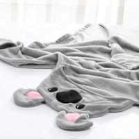 China Cloak Flannel Hoodie Blanket Hand Pocket 100 Polyester Soft Wearable Blanket for sale